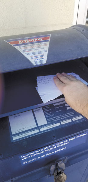 Islanders raise funds for servers affected by pandemic - Pineisland Eagle